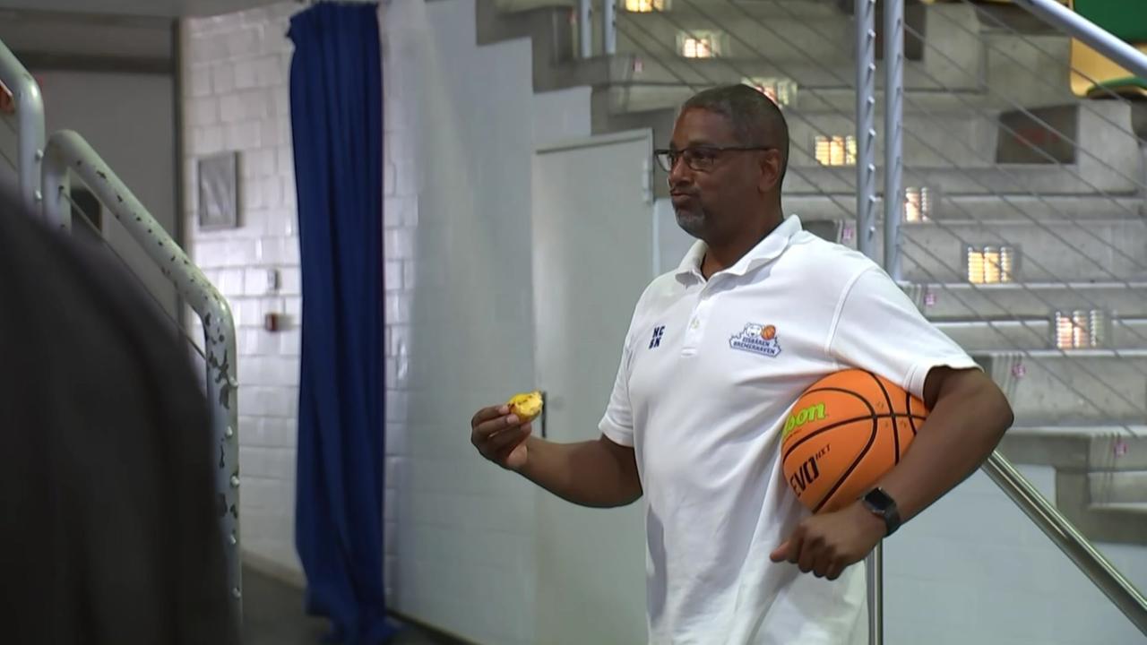 Eisbären Bremerhaven entlassen Trainer Steven Key | sportschau.de