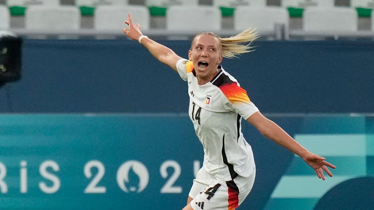 DFB-Spielerin Elisa Senß ist Torschützin des Monats Juli 2024 ...