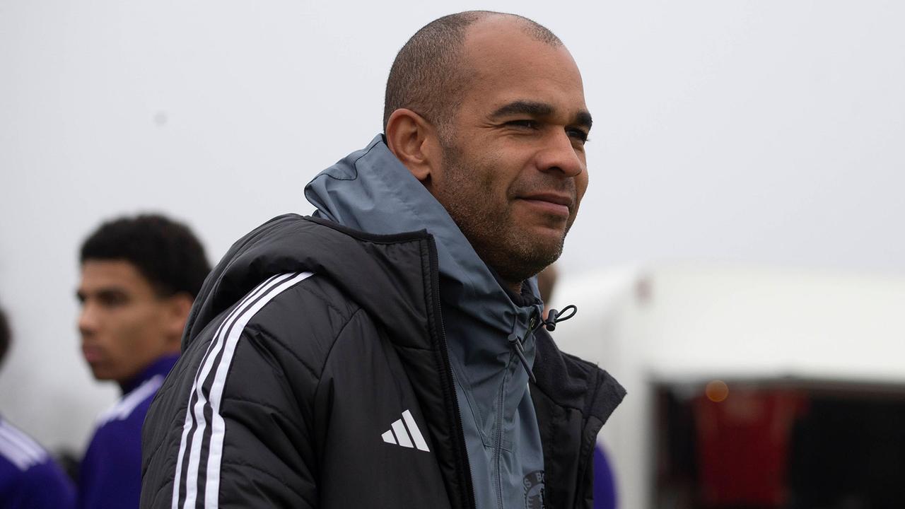 Fußball-Oberliga: Fußball-Oberligist Tennis Borussia und Trainer ...