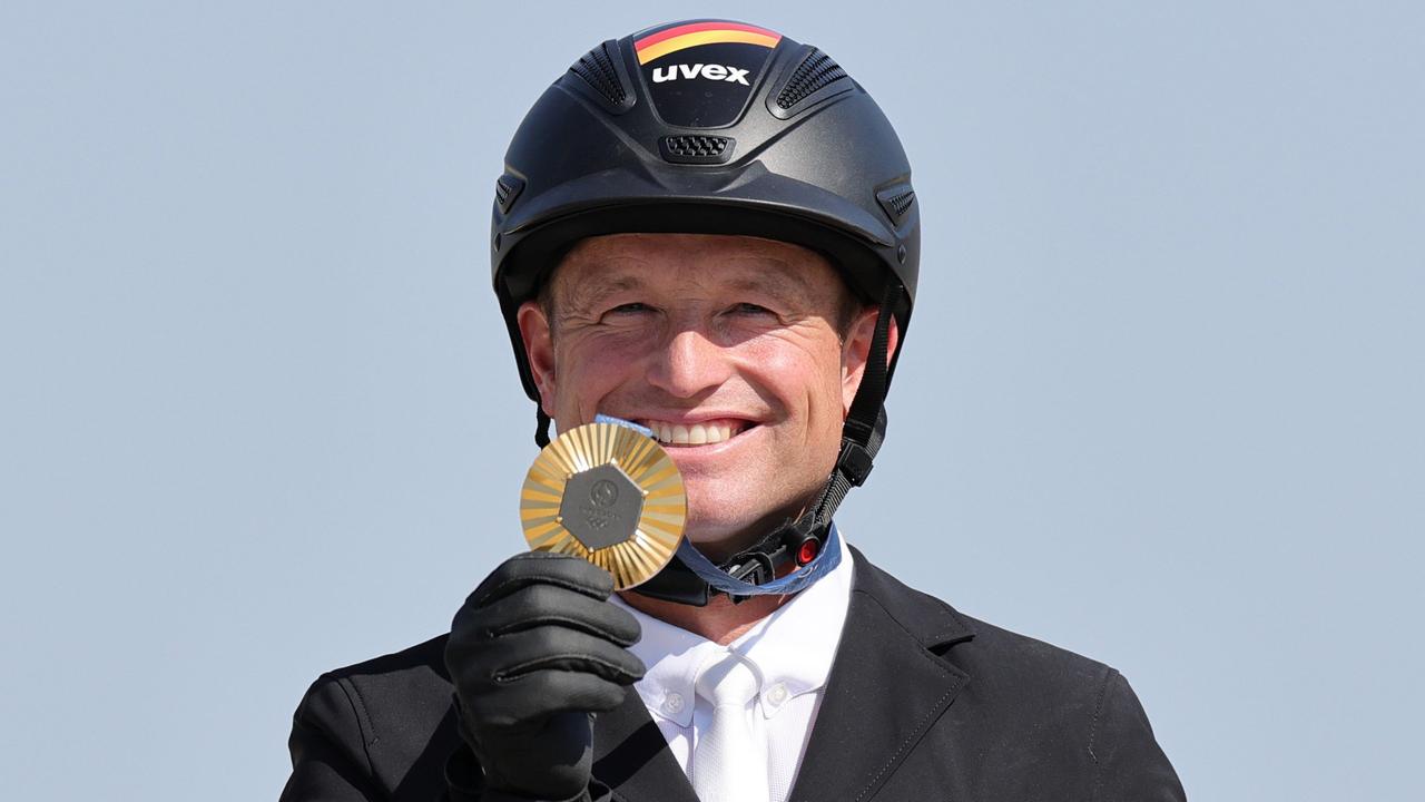 Vielseitigkeit bei Olympia: Michael Jung reitet zu drittem Olympia-Gold im Einzel | sportschau.de