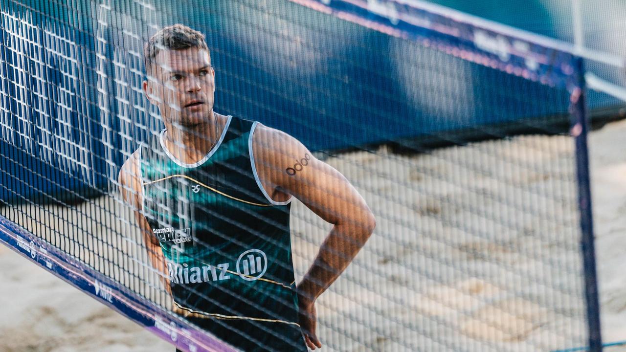 BR24 Sport: Erst Krebs, dann Kreuzbandriss - Beachvolleyballer kämpft weiter | sportschau.de