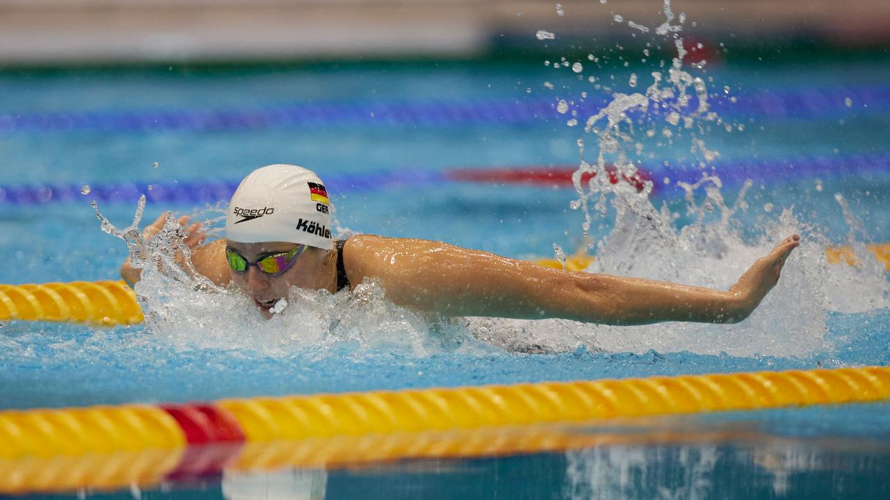 EM in Rumänien: Schwimmerin Köhler holt Gold auf der Kurzbahn | sportschau.de