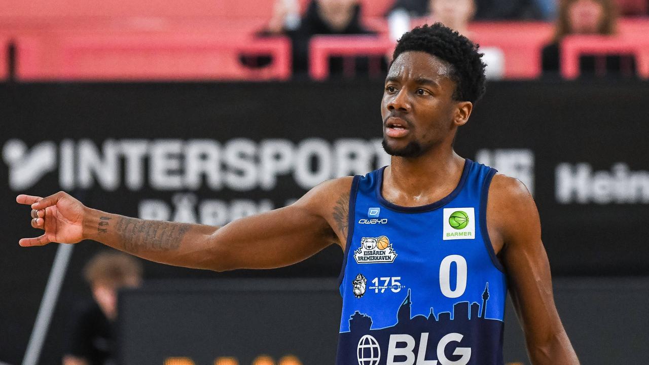 buten un binnen: Eisbären Bremerhaven verlieren auch das 2. Play-off-Spiel gegen Gießen ...