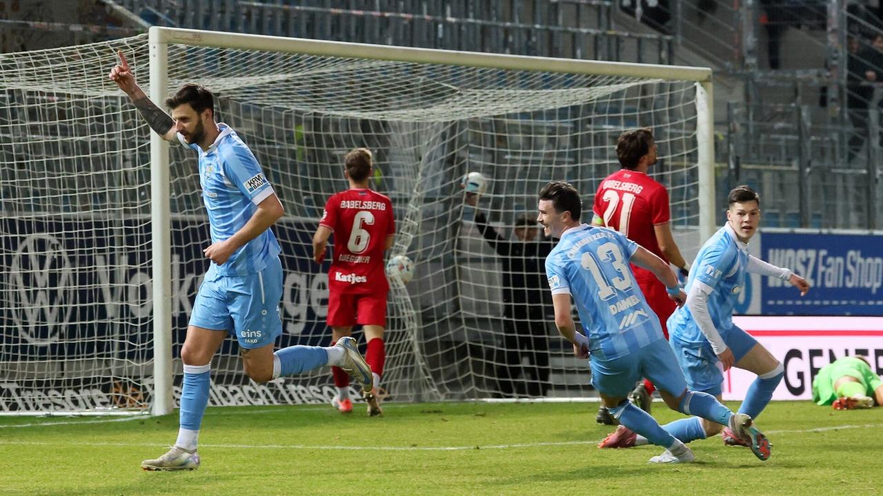 Fußball | Regionalliga: CFC-Knipser Bozic schießt Babelsberg ab ...