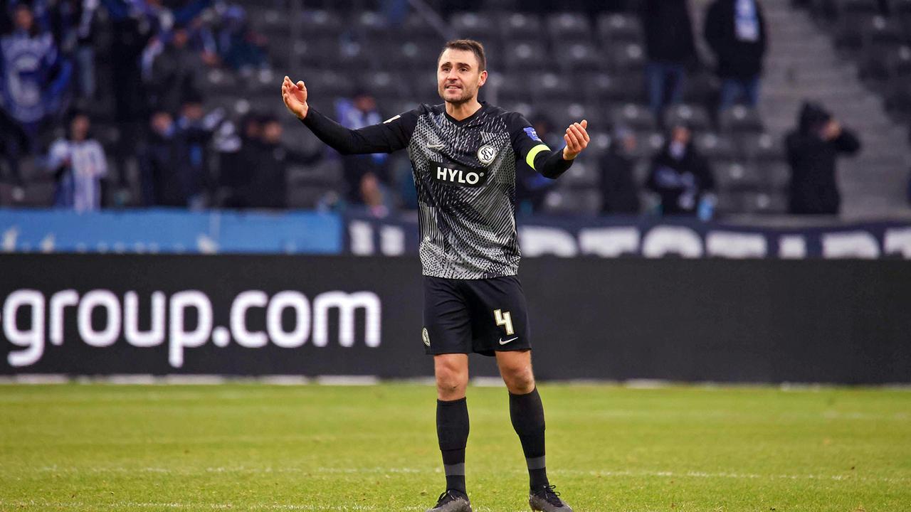 104 Pflichtspiele bislang für Elversberg : SVE-Kapitän Conrad beendet ...