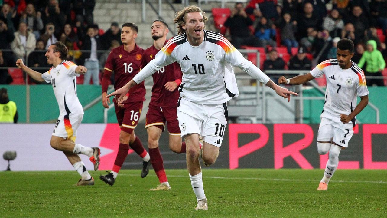 Fußball | Bundesliga: VfB-Boss Wehrle: "Gehen mit Woltemade in die ...