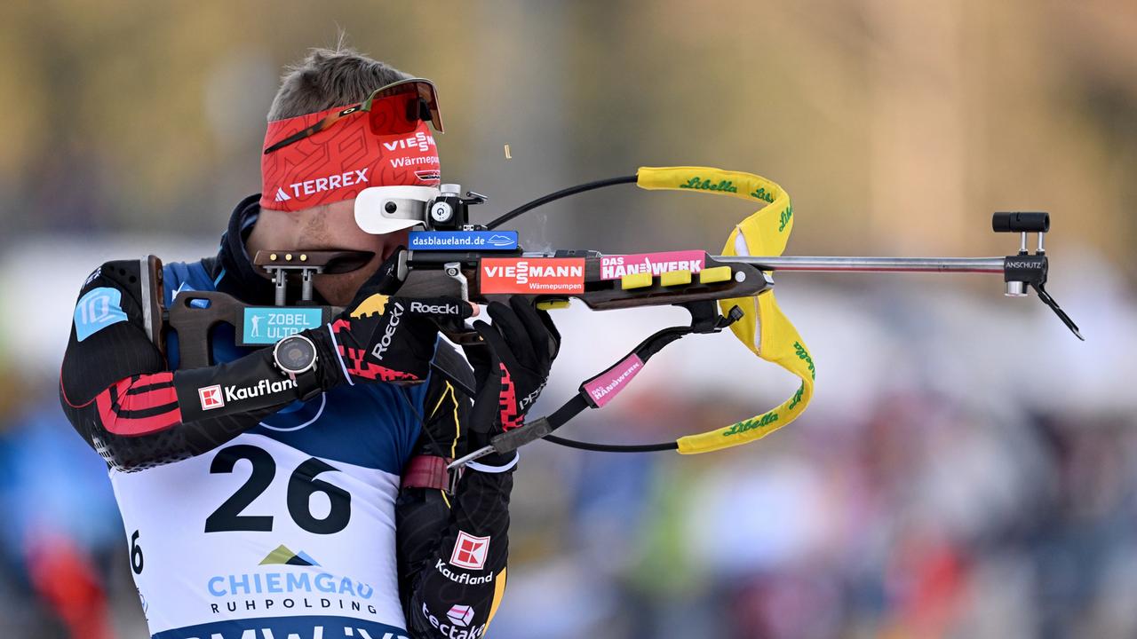 Biathlon: Samuelsson jubelt beim Sprint, Zobel bester Deutscher | sportschau.de