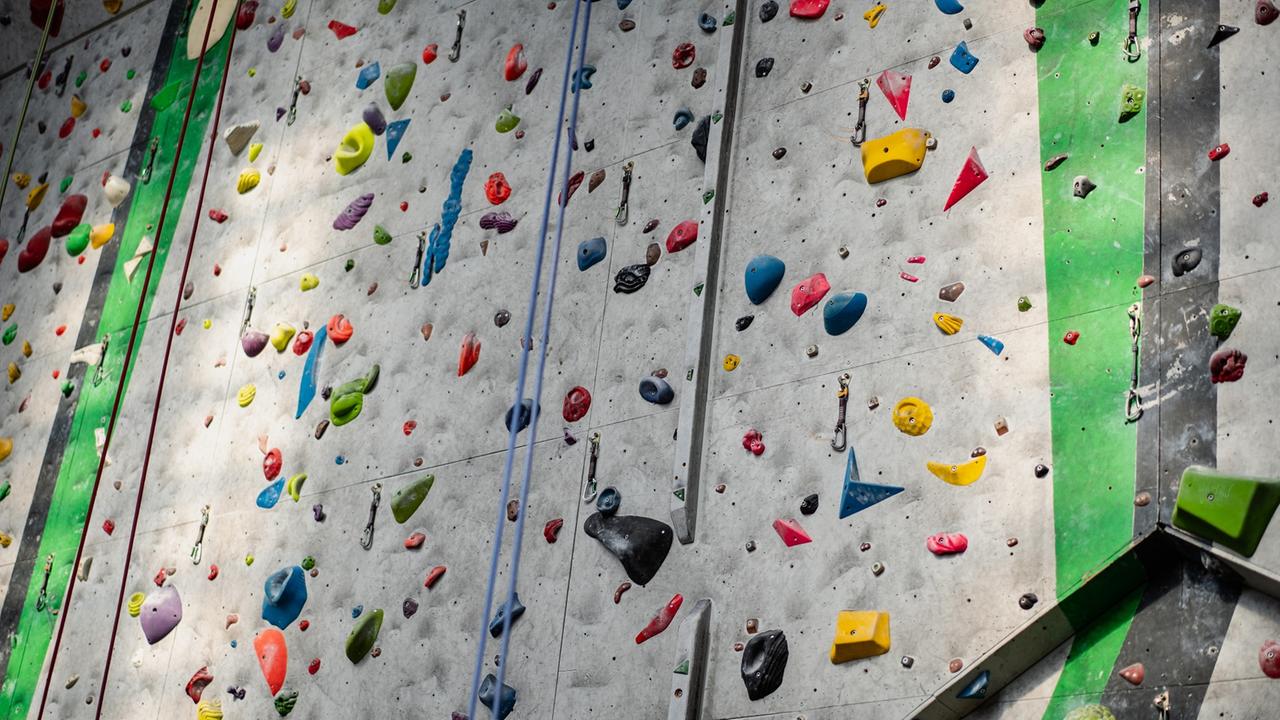 Immer mehr Spitzenathleten betroffen: Wie der Klettersport mit dem ...