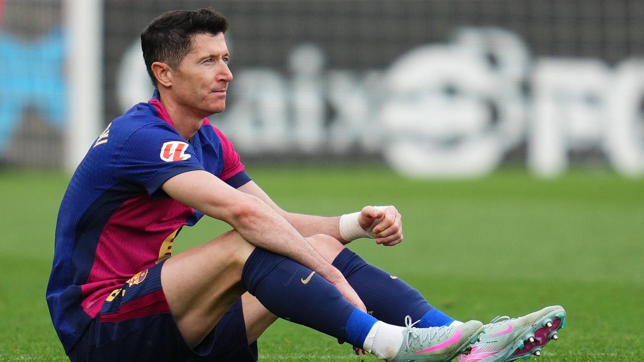 Muskelriss! Robert Lewandowski fällt vorerst bei Barcelona aus | sportschau.de