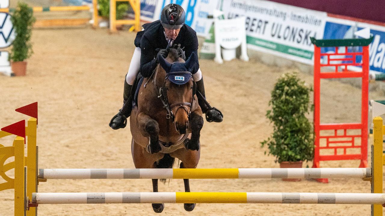 "Der Pferdesport ist als Maschinerie in Neustadt nicht mehr wegzudenken ...