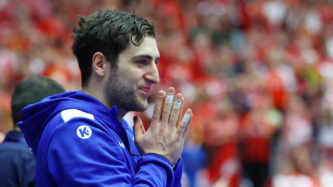 Handball-Held Ebner - Wie ein Bus die Italiener gegen Deutschland ...
