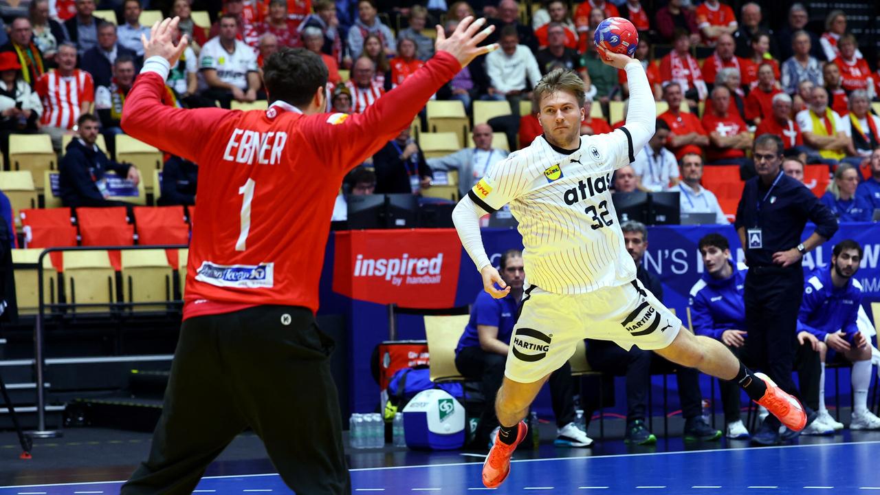 Joker Semper sticht - Deutsche Handballer feiert Einzug ins WM ...