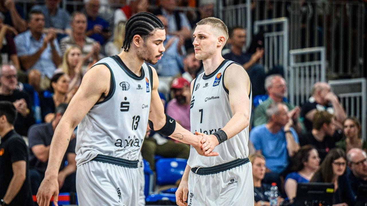 Basketball | BBL-Playoffs: Niners Chemnitz stehen nach Pleite in ...