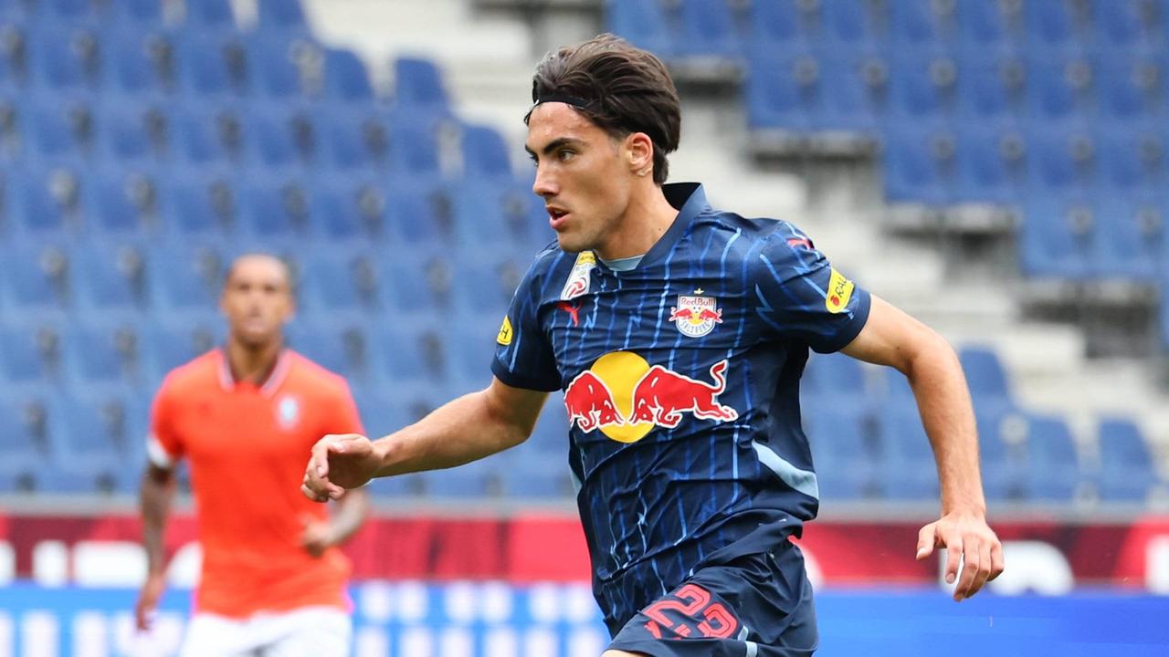 Zweitligist holt neuen Angreifer: KSC verpflichtet Roko Simic von ...