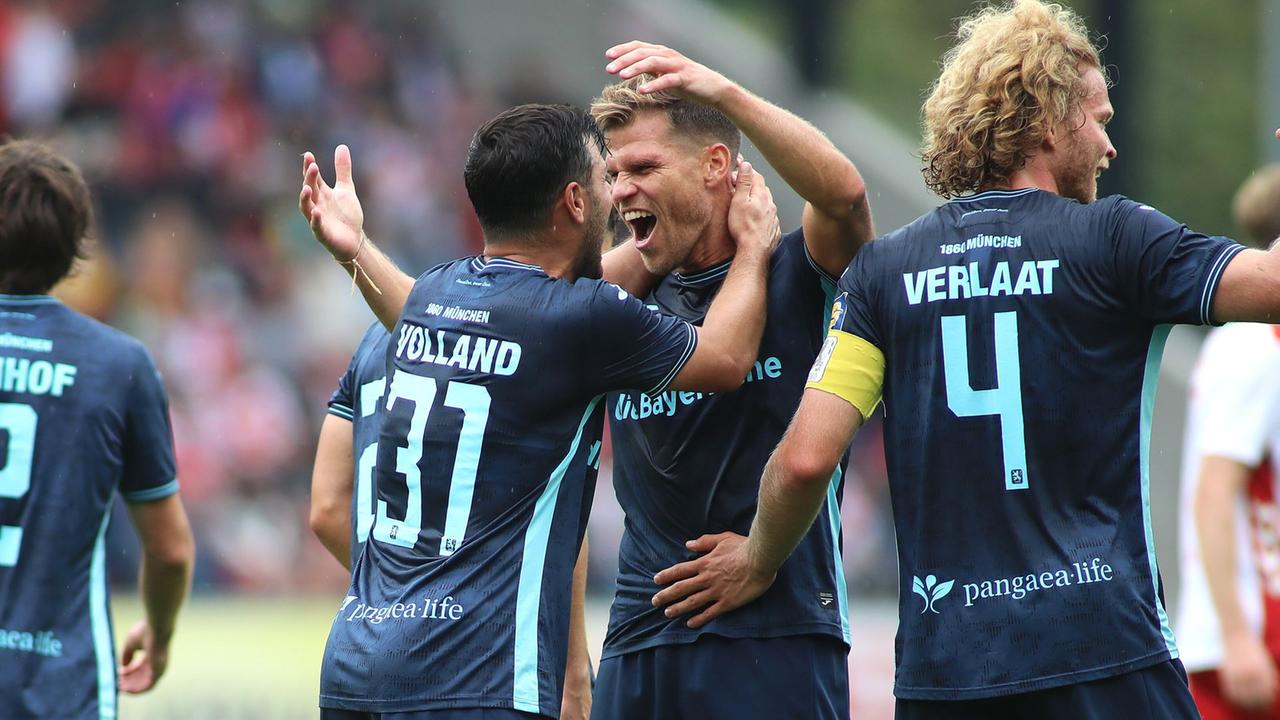 Whipitdev nipples the place was spotless, a typical AMP, so