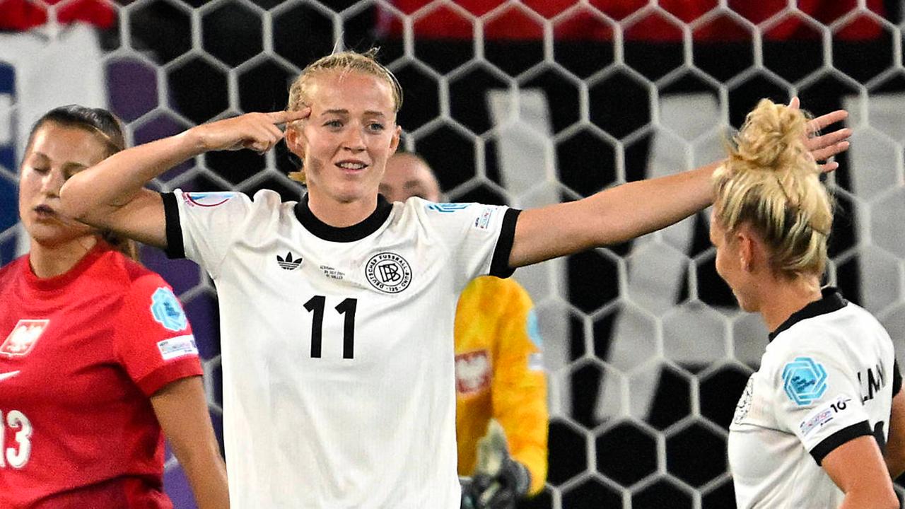 DFB-Stürmerin Lea Schüller tritt aus dem Schatten von Alex Popp ...