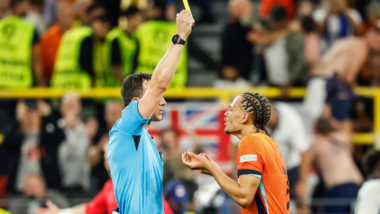 Bundesliga übernimmt die "Mecker-Regel" | sportschau.de