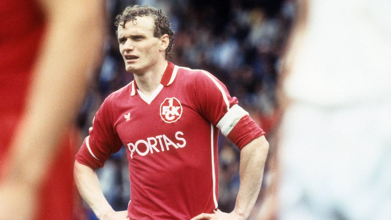 Zum Geburtstag von Hans-Peter Briegel: Die "Walz aus der Pfalz" wird 70 | sportschau.de