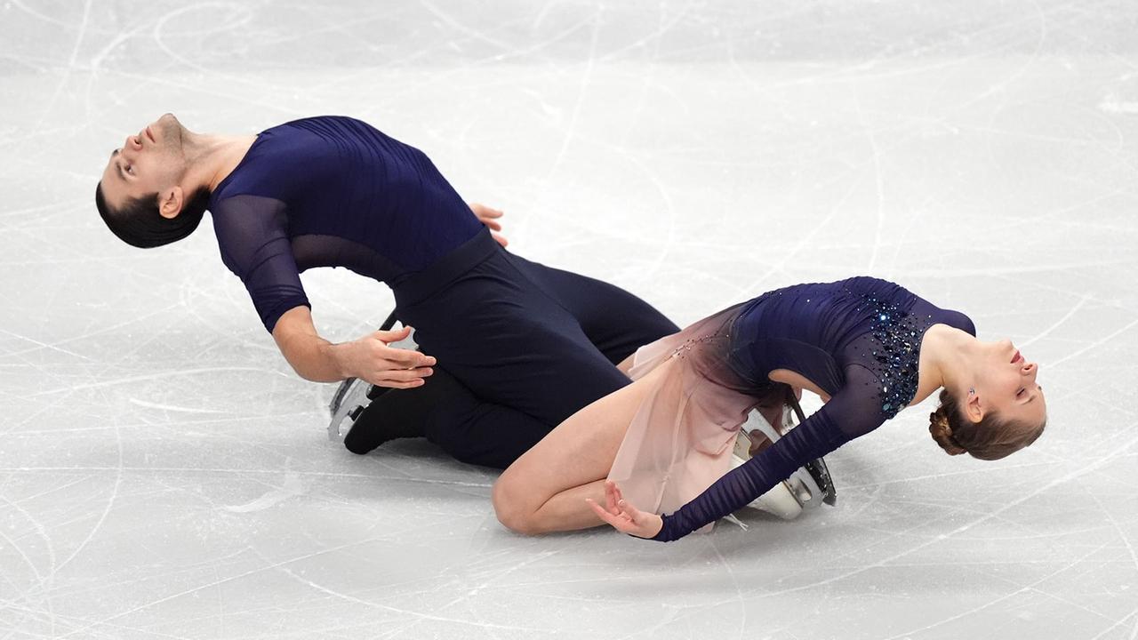 Eiskunstlauf: Hase/Volodin patzen und verpassen EM-Titel im ...