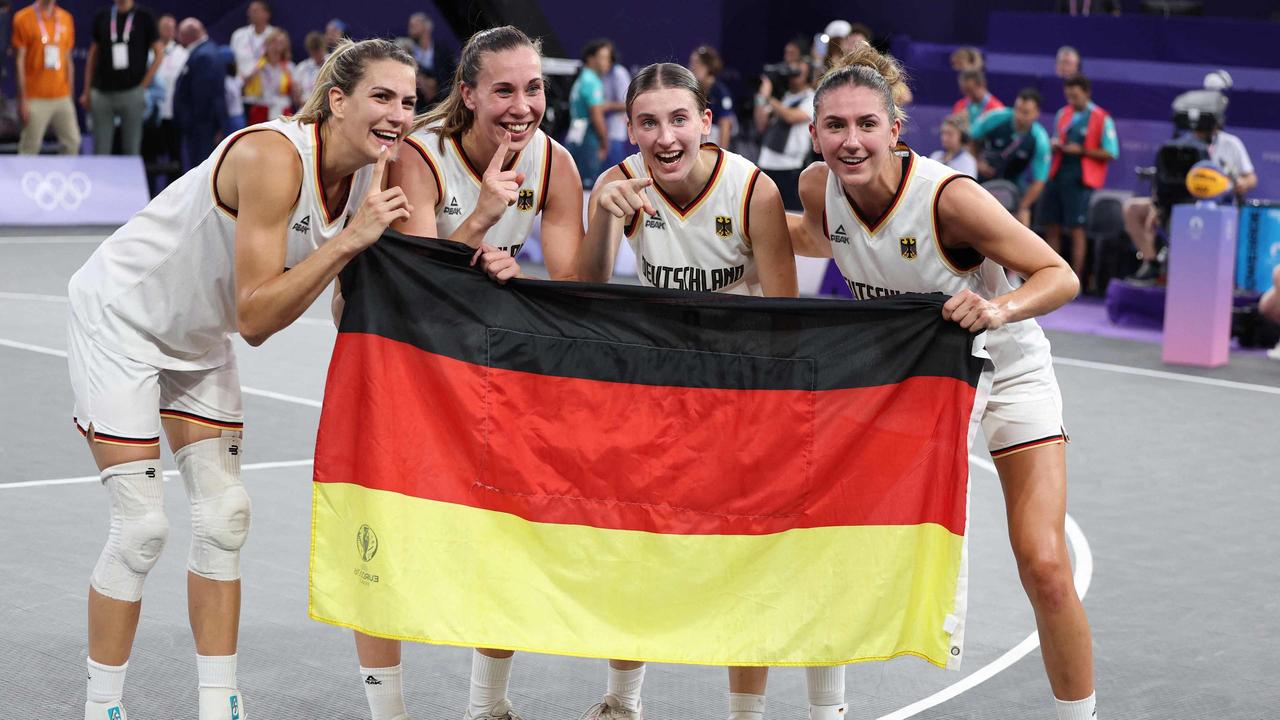 Deutsche 3x3-Basketballerinnen gewinnen Gold bei Olympia | sportschau.de