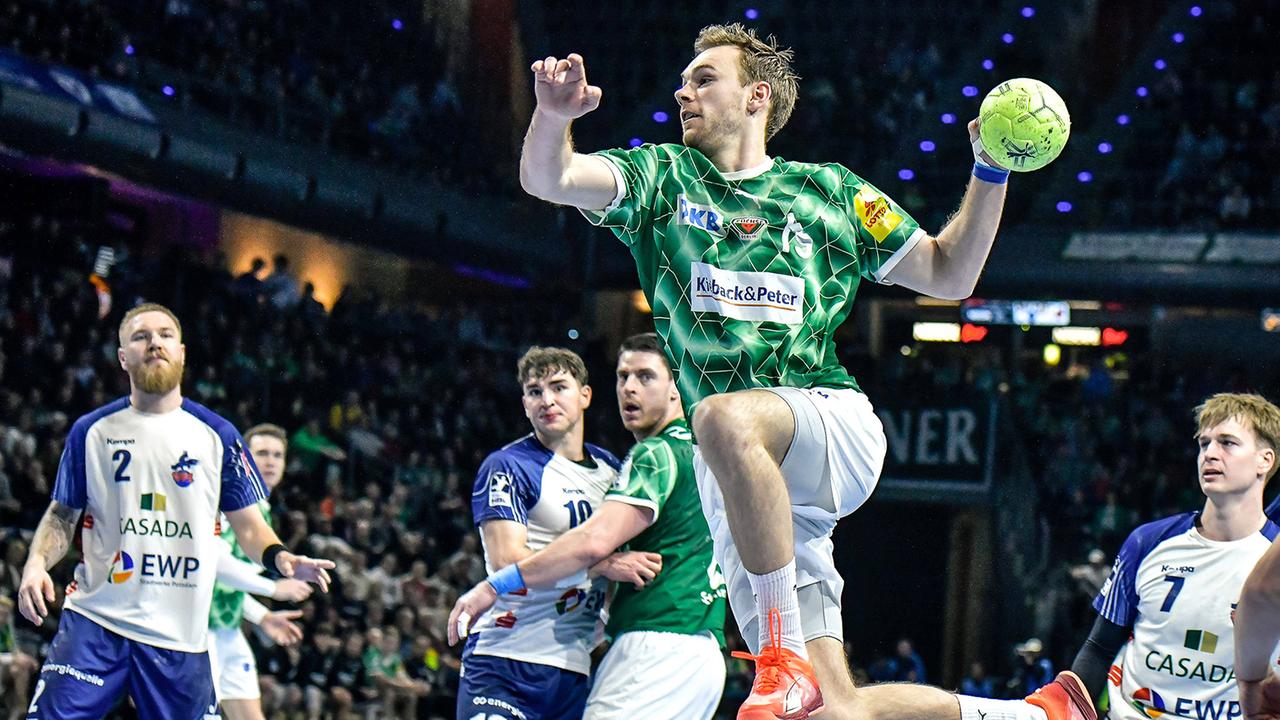 Handball: Geburtstag, Vertragsverlängerung und Kantersieg: Füchse ...