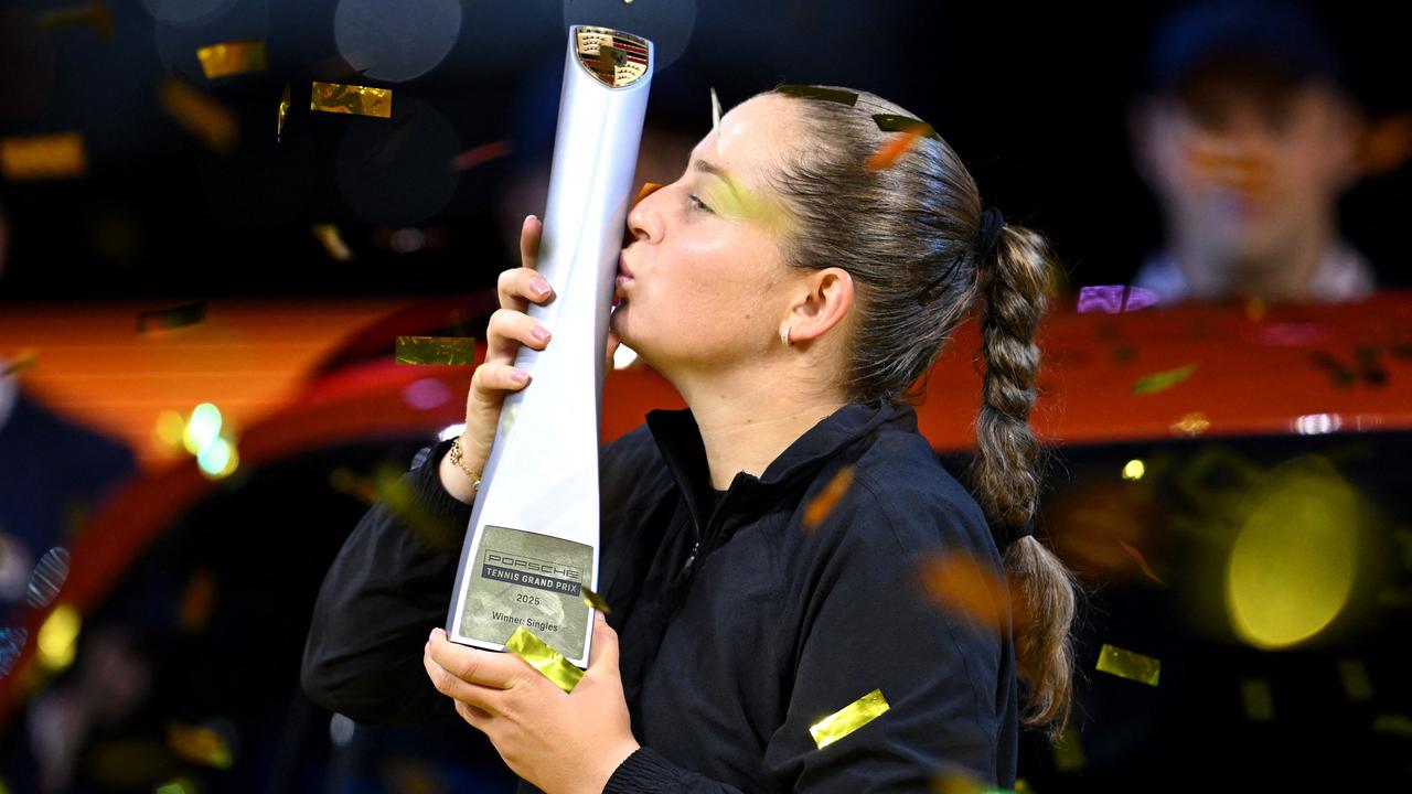 Tennis | WTA-Turnier Stuttgart: Ostapenko überrascht im Finale und ...