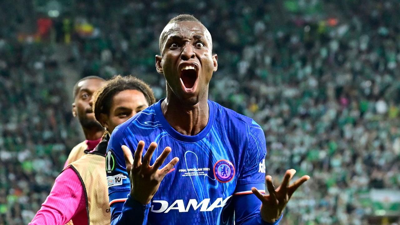 Conference League: FC Chelsea krönt sich zum ersten Alles-Gewinner ...