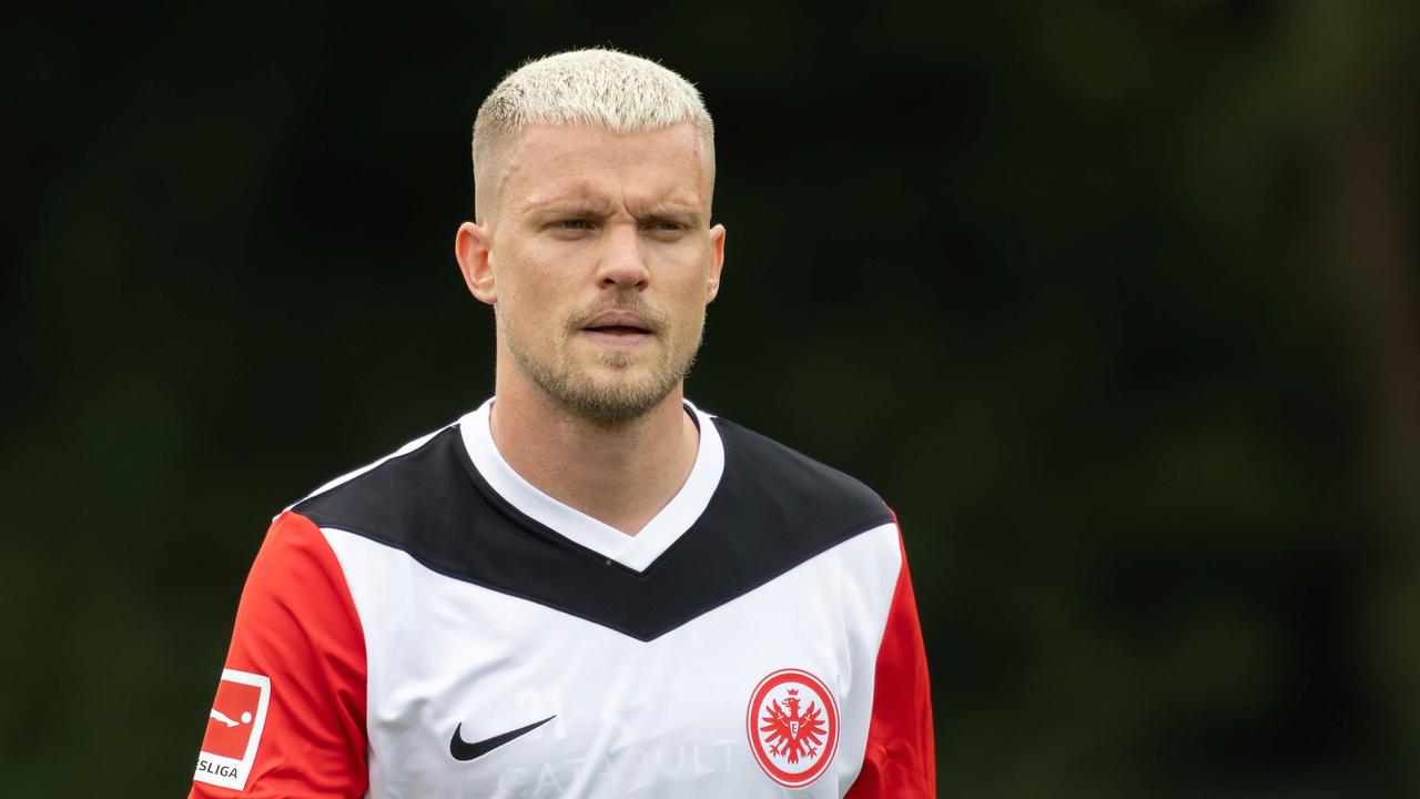 Eintracht-Abgang offiziell: Philipp Max wechselt von Eintracht ...