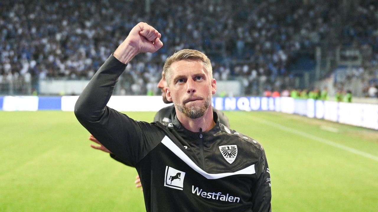 Sieg in Magdeburg: Münsters Lorenz - "Absoluter Wahnsinn" | sportschau.de