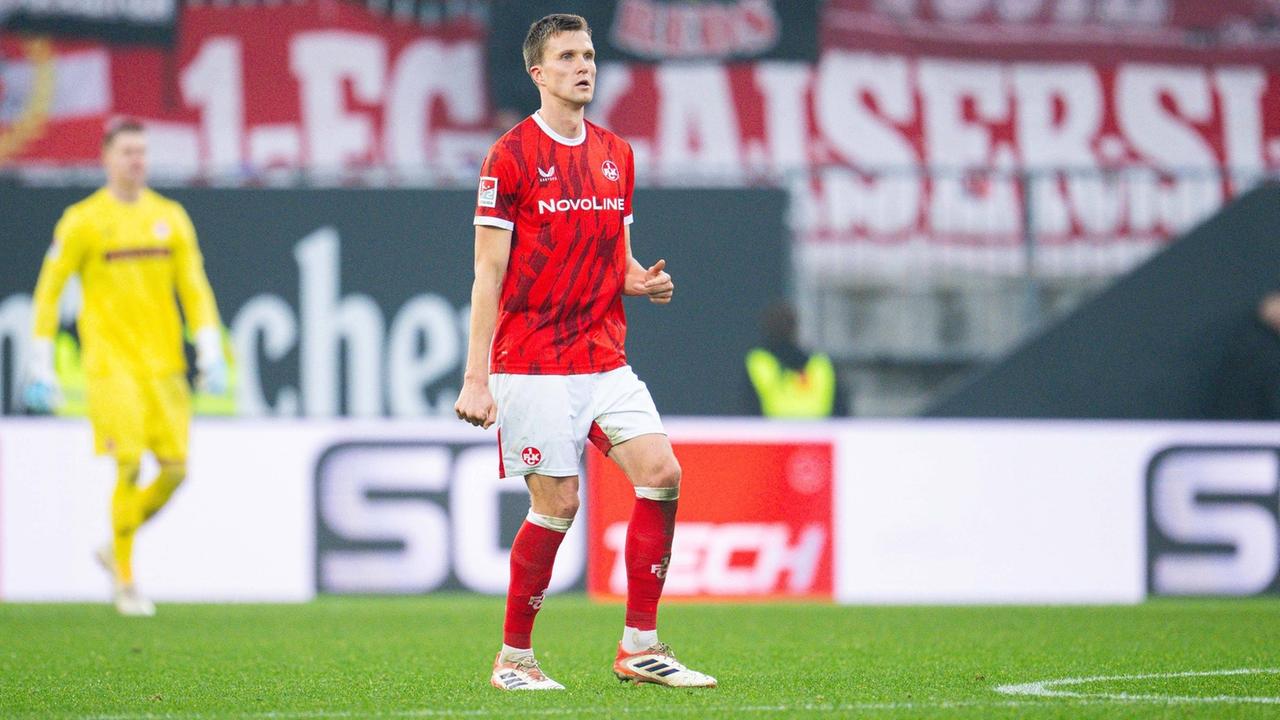 FCK-Spieler Fabian Kunze nach dem 0:0 in Bielefeld | sportschau.de