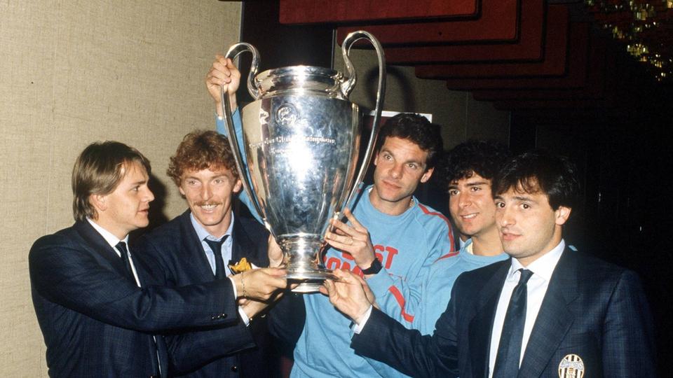 Europapokal-Endspiel in Brüssel: Heute vor 40 Jahren – die Stadion ...