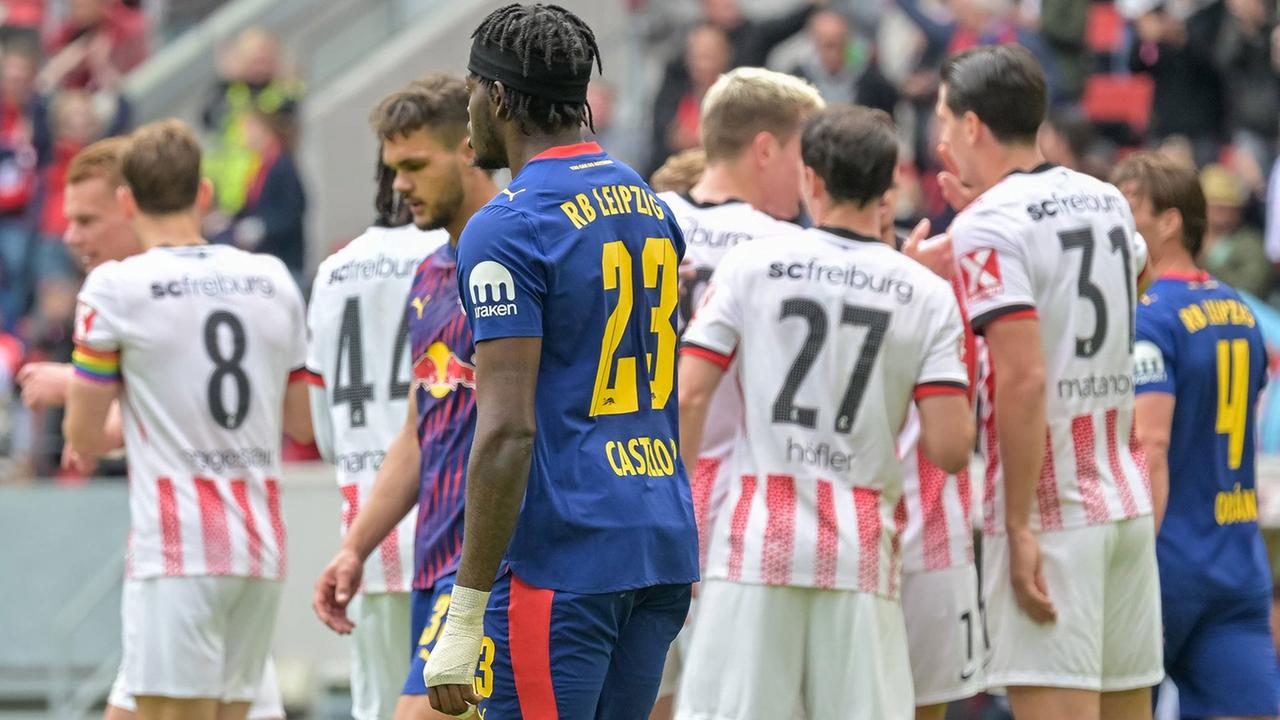 Fußball | Bundesliga: RB beendet Saison mit derber Pleite in Freiburg ...