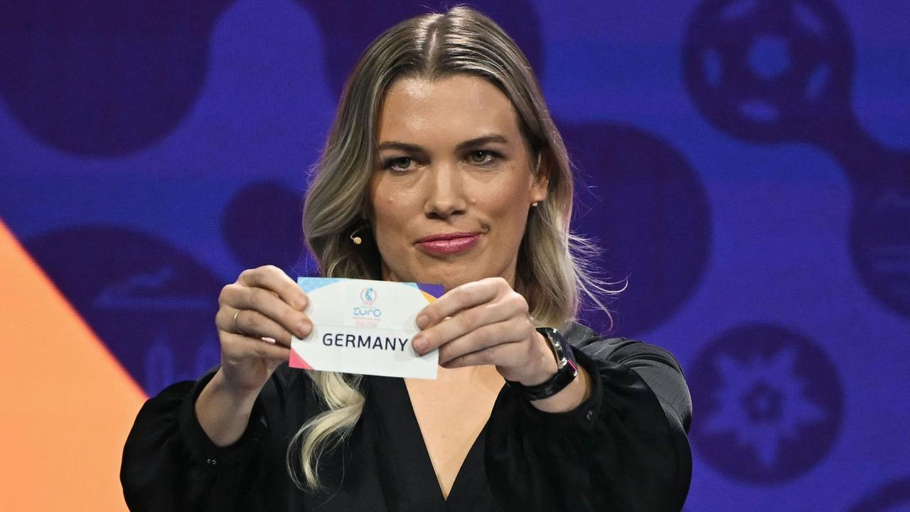 Frauen-EM 2025: DFB-Team trifft auf Polen, Dänemark und Schweden ...