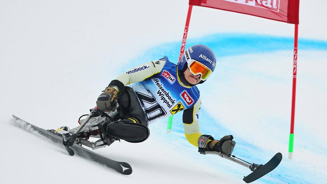 Anna-Lena Forster gewinnt auch zweiten Slalom am Feldberg | sportschau.de