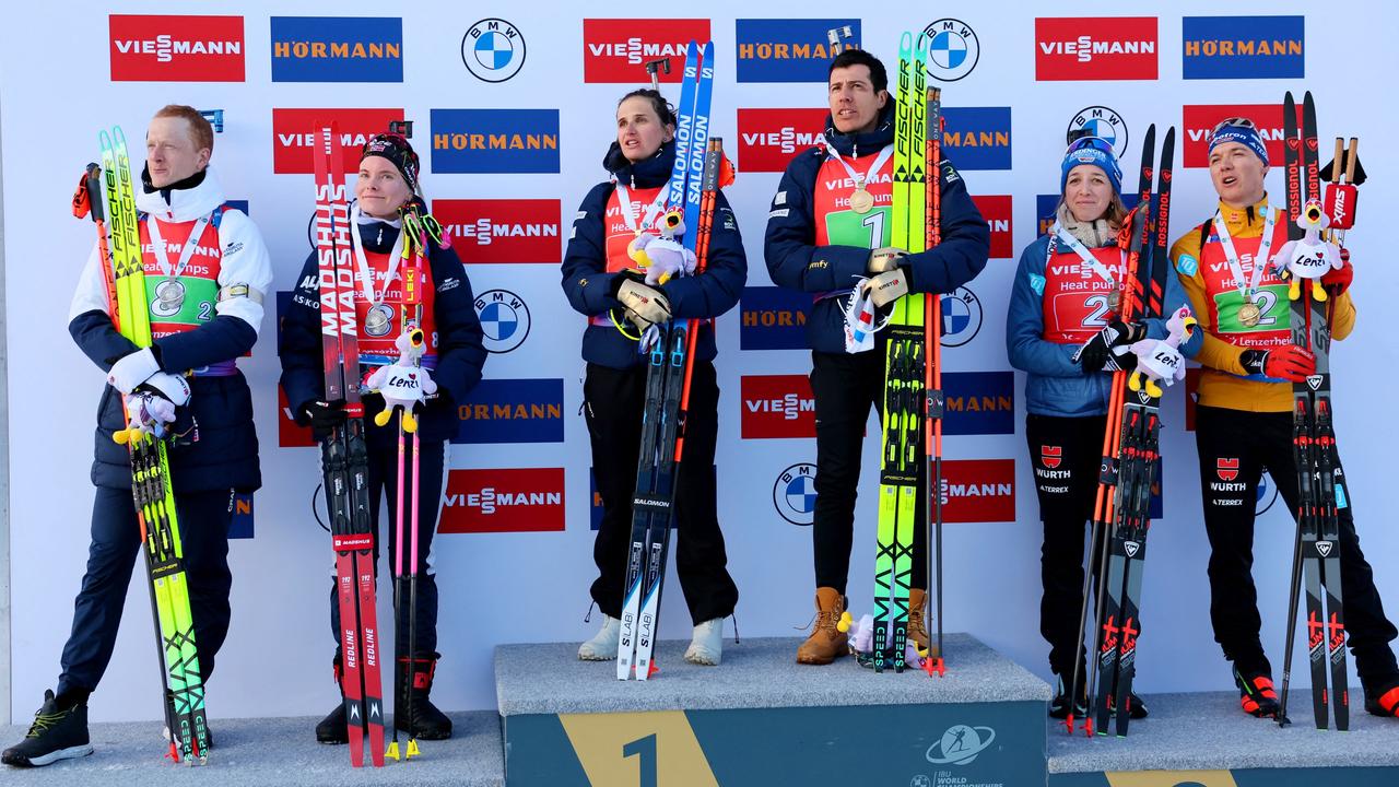 Biathlon-WM: WM-Single-Mixed-Staffel in Lenzerheide - die Siegerehrung ...