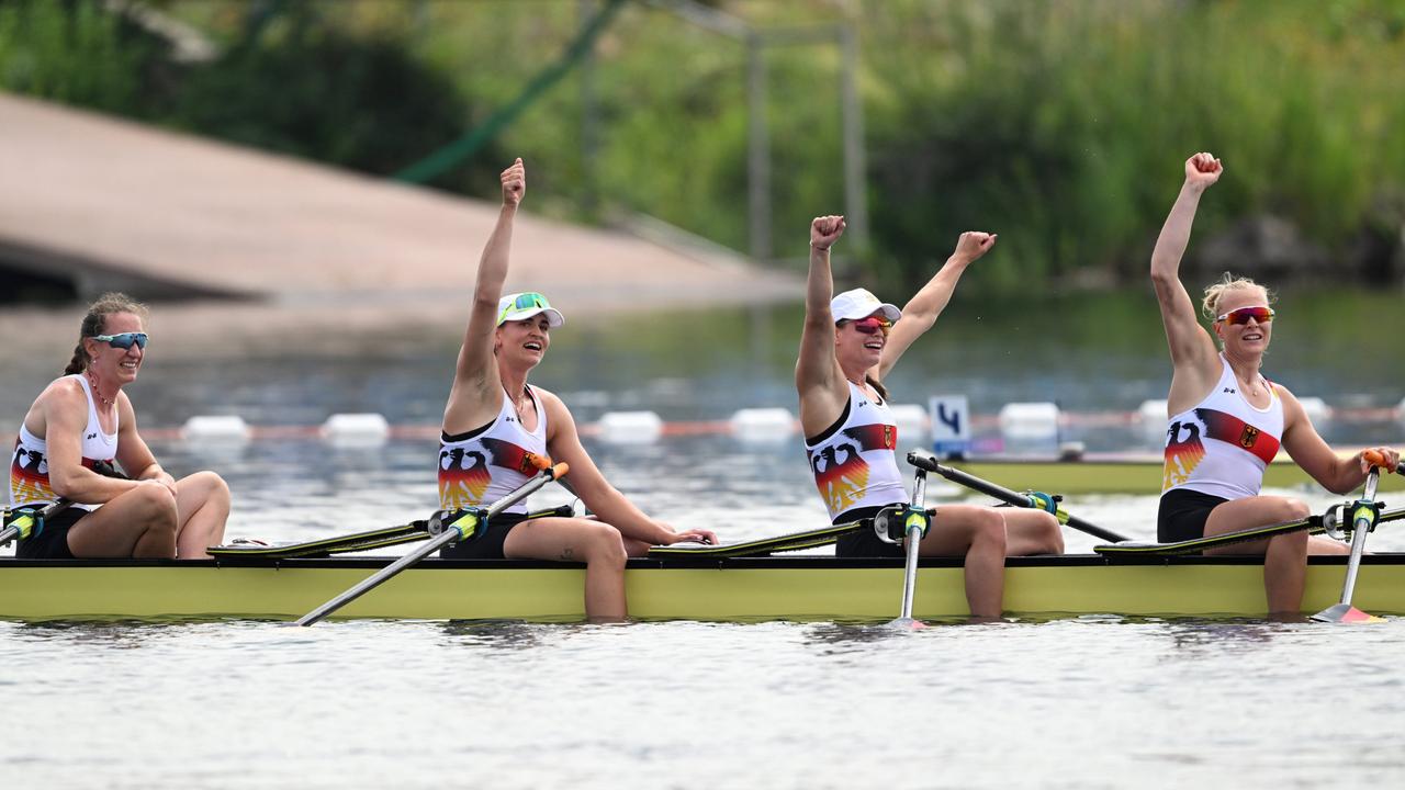 Rudern bei Olympia 2024: Deutscher Doppelvierer der Frauen jubelt über ...