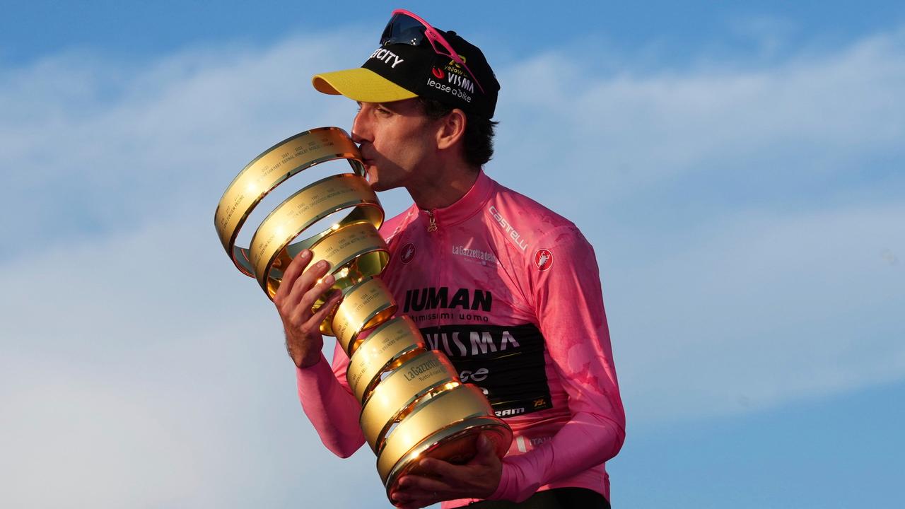 Radsport: Simon Yates gewinnt überraschend den Giro d'Italia ...