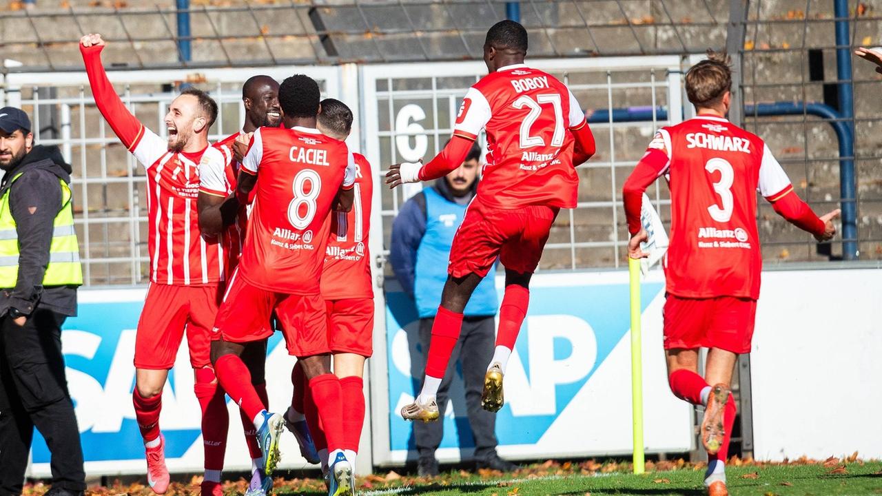 Fußball | Regionalliga: Blitzstart reicht Rot-Weiß Erfurt zum Auswärtssieg in Babelsberg ...